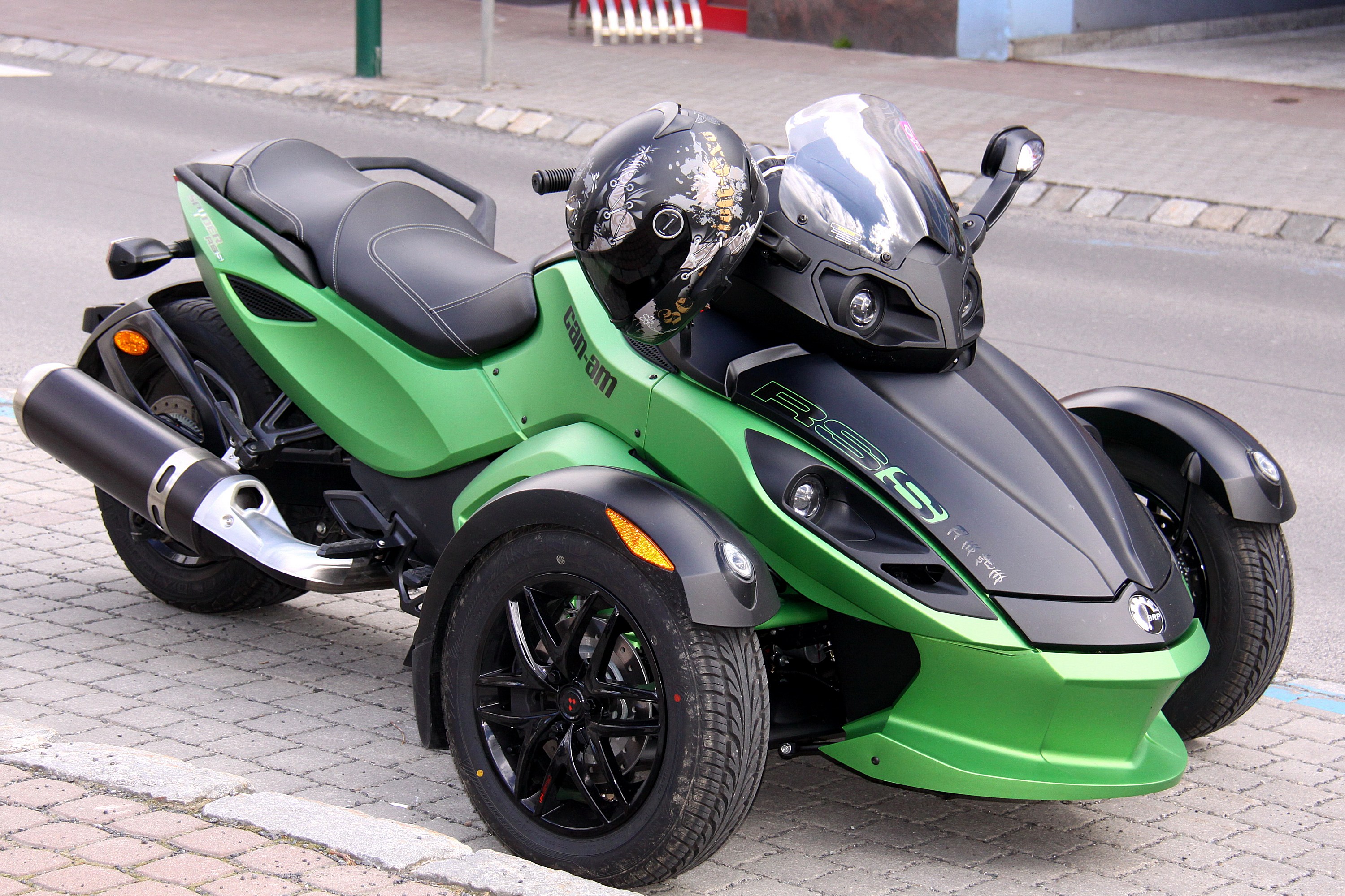 2007 Can Am Spyder Roadster Moto ZombDrive COM 2007 Can Am Spyder Roadster Moto ZombDrive COM