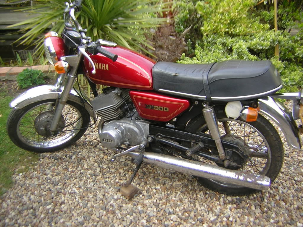 Yamaha Yamaha RS 200 Moto ZombDrive COM
