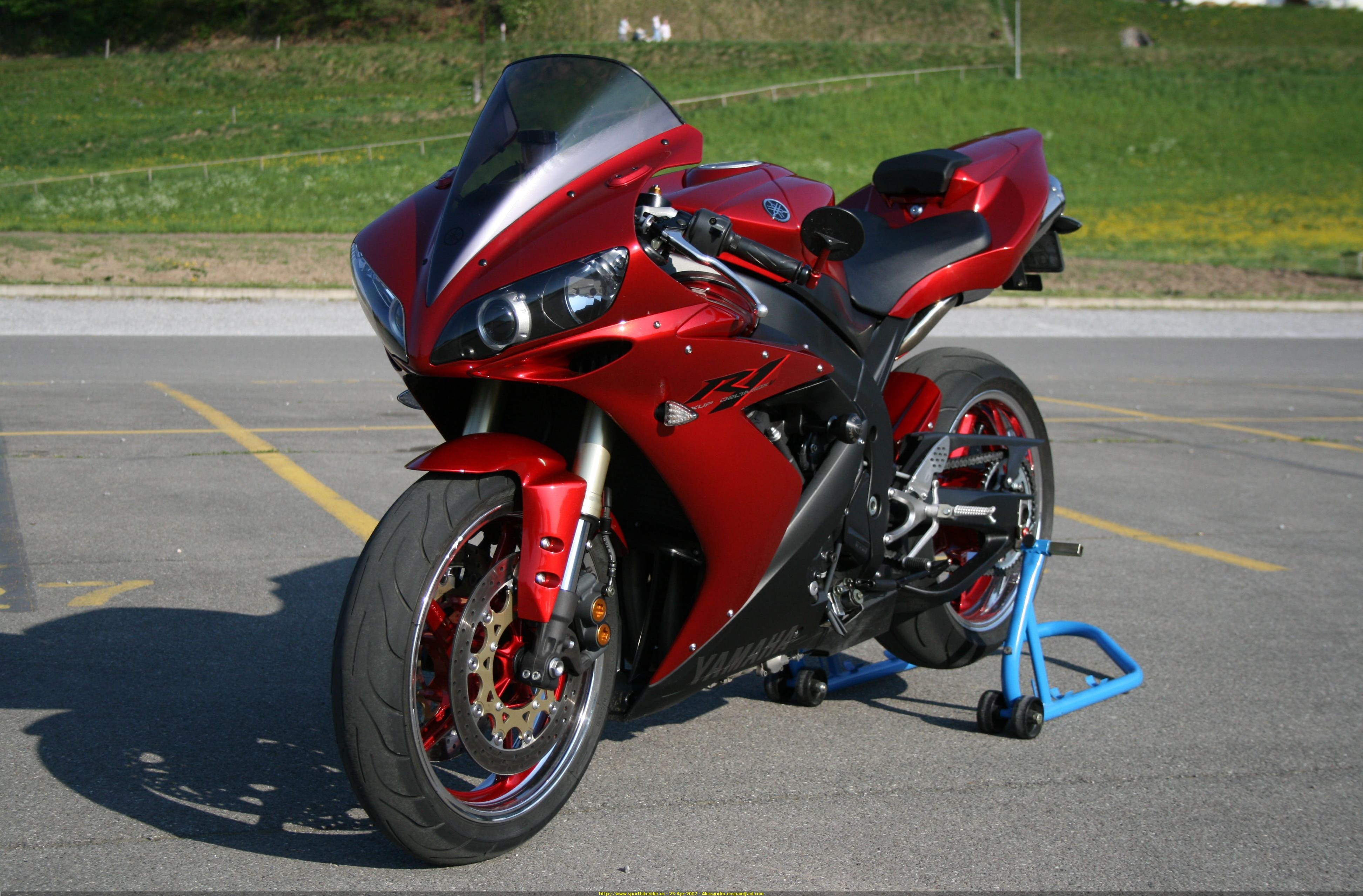 2005 Yamaha YZF R1 Moto ZombDrive COM 2005 Yamaha YZF R1 Moto ZombDrive COM