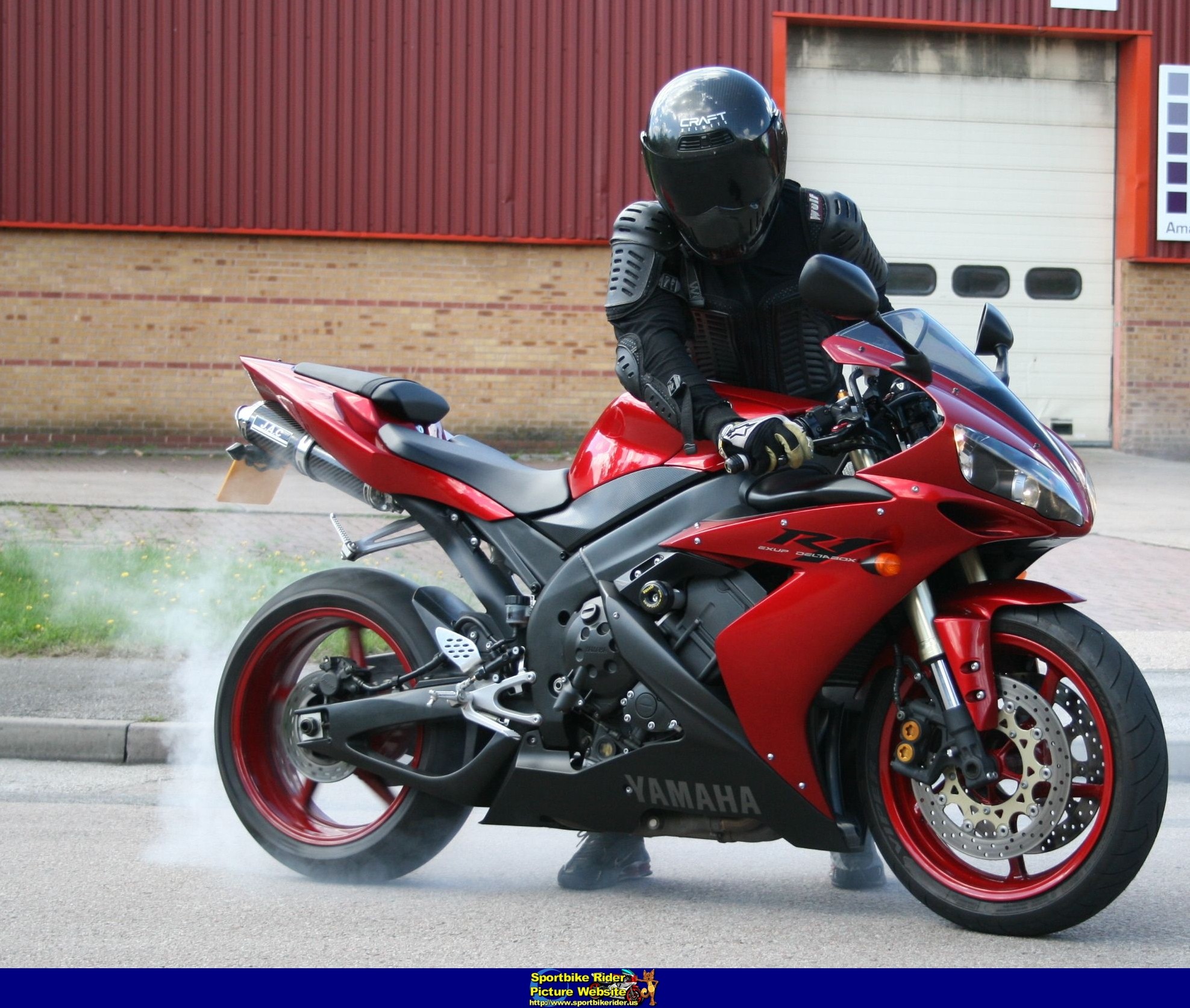 2006 Yamaha YZF R1 Moto ZombDrive COM 2006 Yamaha YZF R1 Moto ZombDrive COM