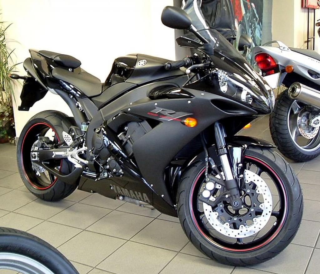 2004 Yamaha YZF R1 Moto ZombDrive COM 2004 Yamaha YZF R1 Moto ZombDrive COM