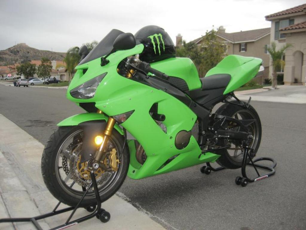 Kawasaki Kawasaki ZX-6RR - Moto.ZombDrive.COM