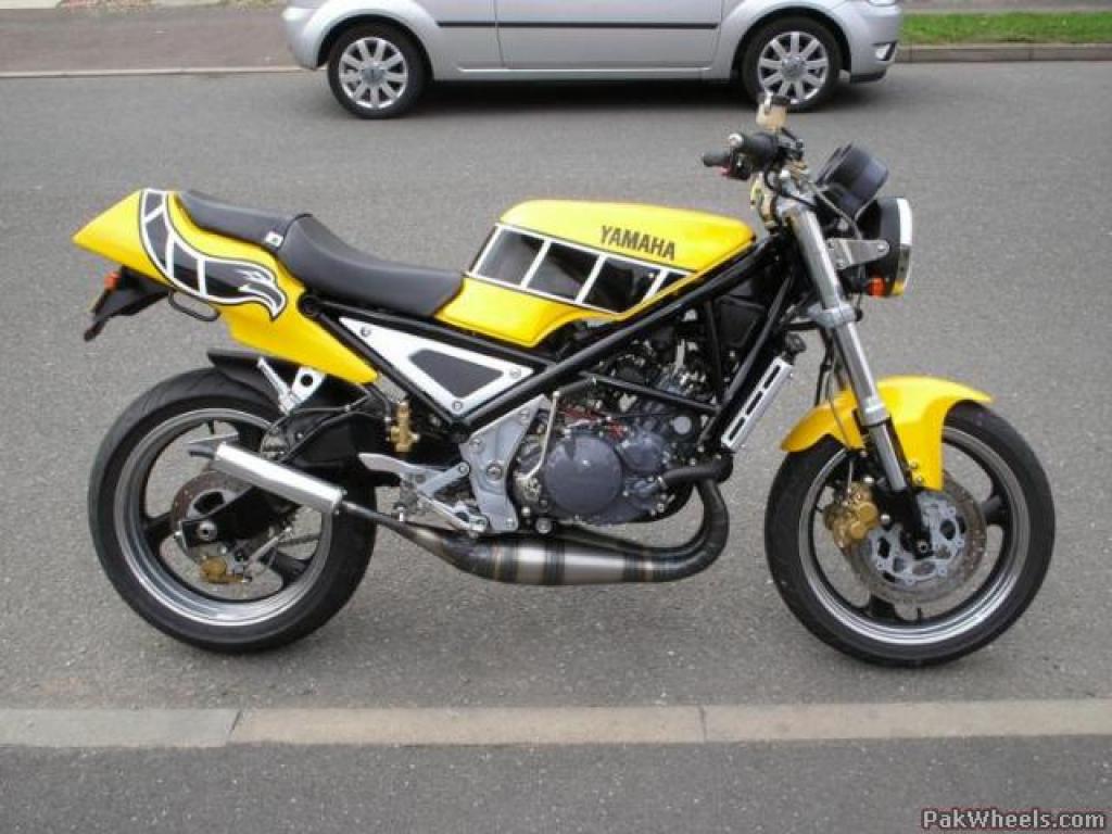 Yamaha Yamaha RZ 350 - Moto.ZombDrive.COM