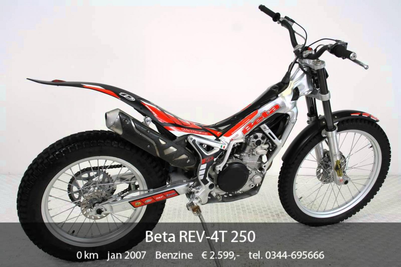 Beta Beta REV-4T - Moto.ZombDrive.COM